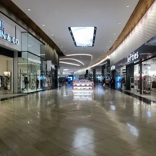 ikon mall 6 october